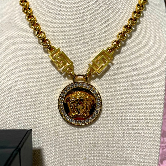 Versace | Jewelry | Versace Short Necklace Gorgeous Excellent Condition ...